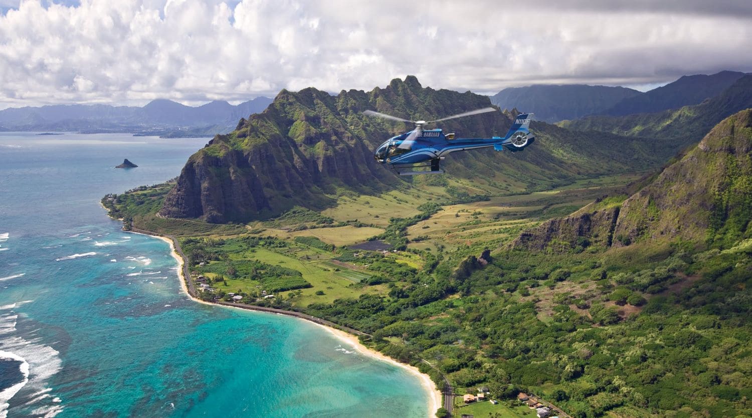 Experience the Thrill of Helicopter Tours: Aerial Views of Stunning Islands